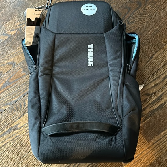 Thule | Bags | Thule Backpack New | Poshmark